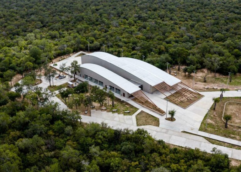 Arquitectura Emblemática en Paraguay: Un Recorrido por el Patrimonio y la Innovación - ARQ-IAM